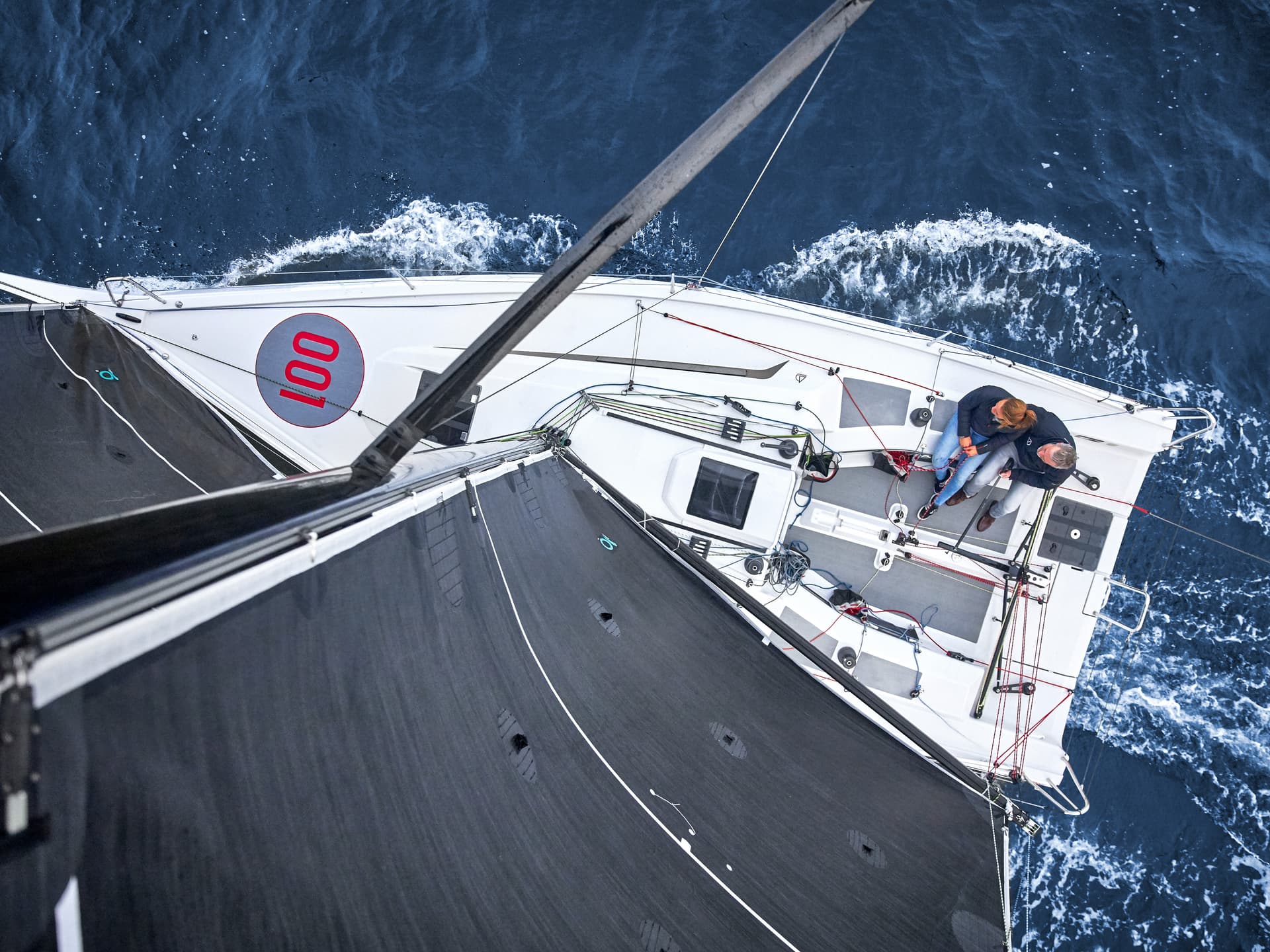 Dehler 30 | The 30-foot high-performance sailing yacht from Dehler